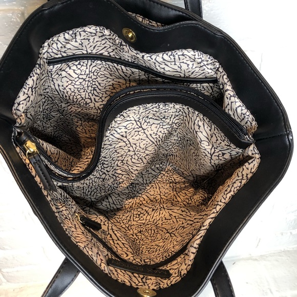 Max Edition | Bags | Max Edition Black And Gold Tote | Poshmark